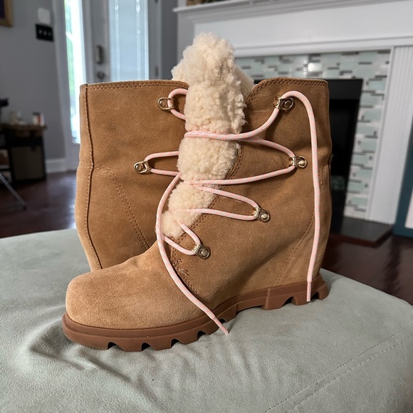Sorel | Shoes | Sorrel Wedge Boot | Poshmark